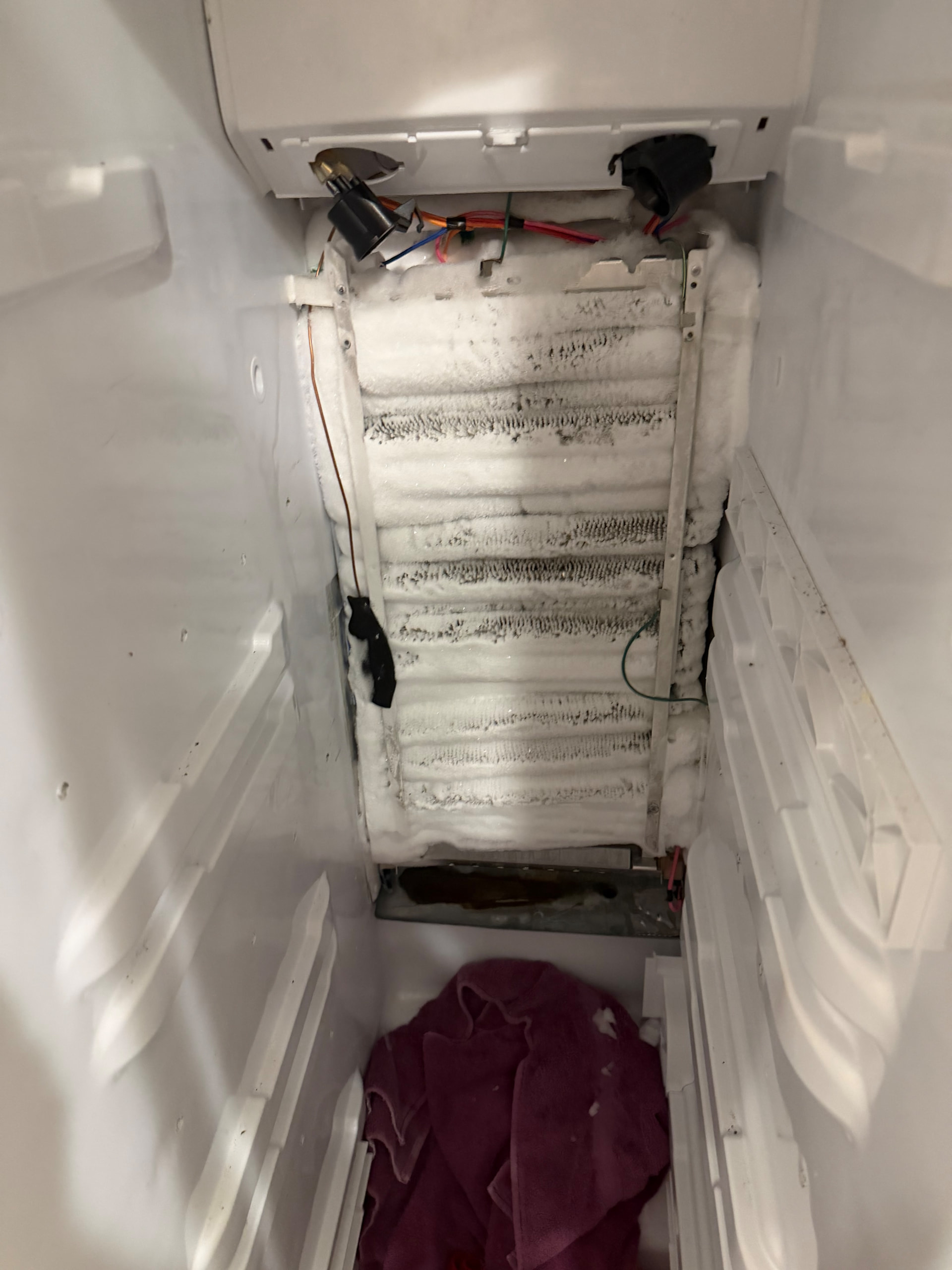 GE Profile PSW26SGRB SS freezer side temperature slowly warming up ...